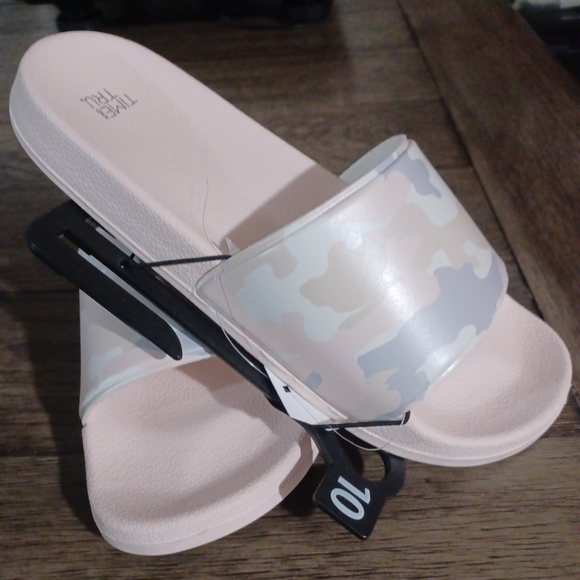 Time and Tru | Shoes | New Womens Pool Slides Comfort Footbed Sandals ...